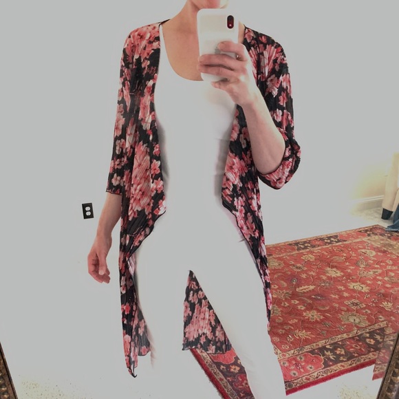 LuLaRoe | Other | Bnwt S Floral Kimono Cardigan Lularoe Shirley | Poshmark